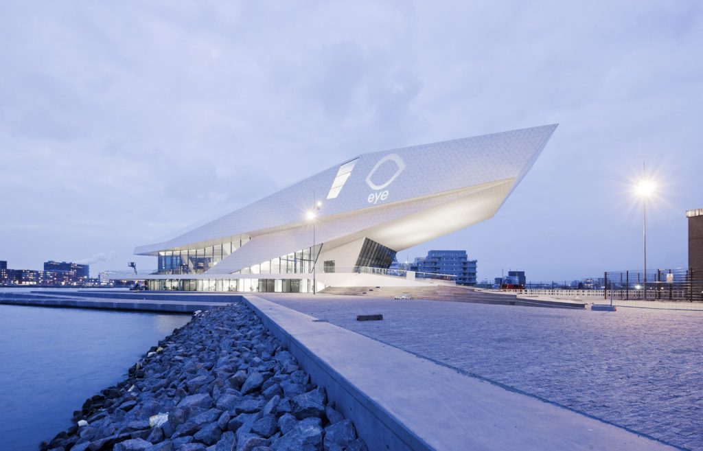 EYE Filmmuseum: Ontdek de wereld van cinema | City Guide