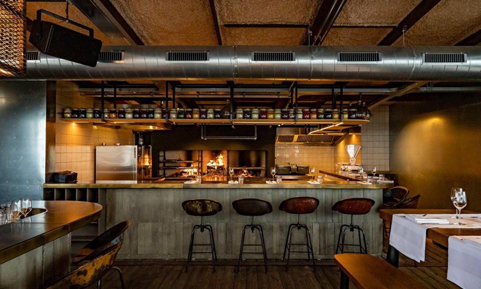 Helling 7: Industrieel restaurant in Amsterdam-Noord