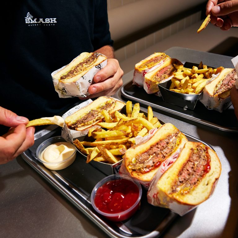 Le Smash – smashburgers vol impact in De Pijp | City GuaLe Smash ...